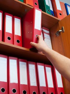 How To Organize Binders on a Shelf (And Save Time) – Worksion